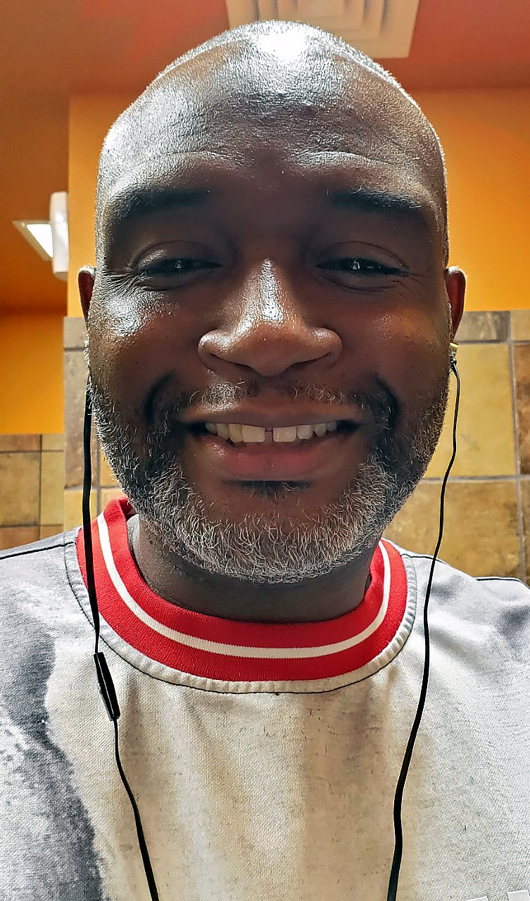 TSOA Selects April Driver of the Month – Transport Solutions of America